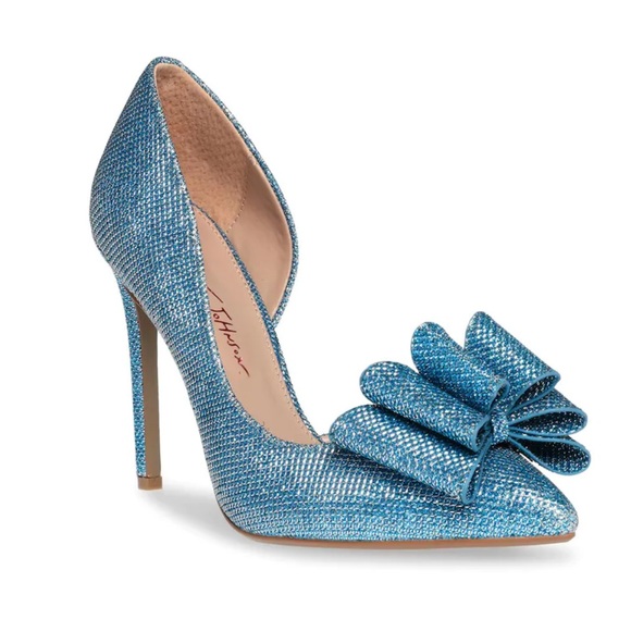 Betsey Johnson | Shoes | Betsey Johnson Prince Pump | Poshmark